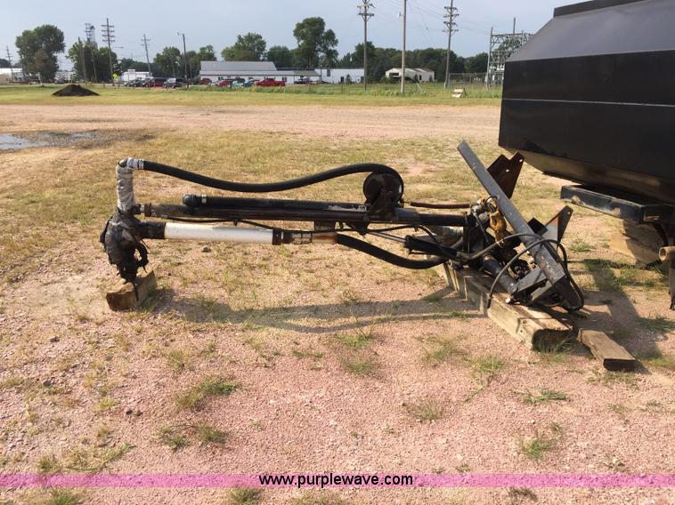 Rosco RA300 asphalt patcher in Elk Point, SD | Item J1740 sold | Purple ...