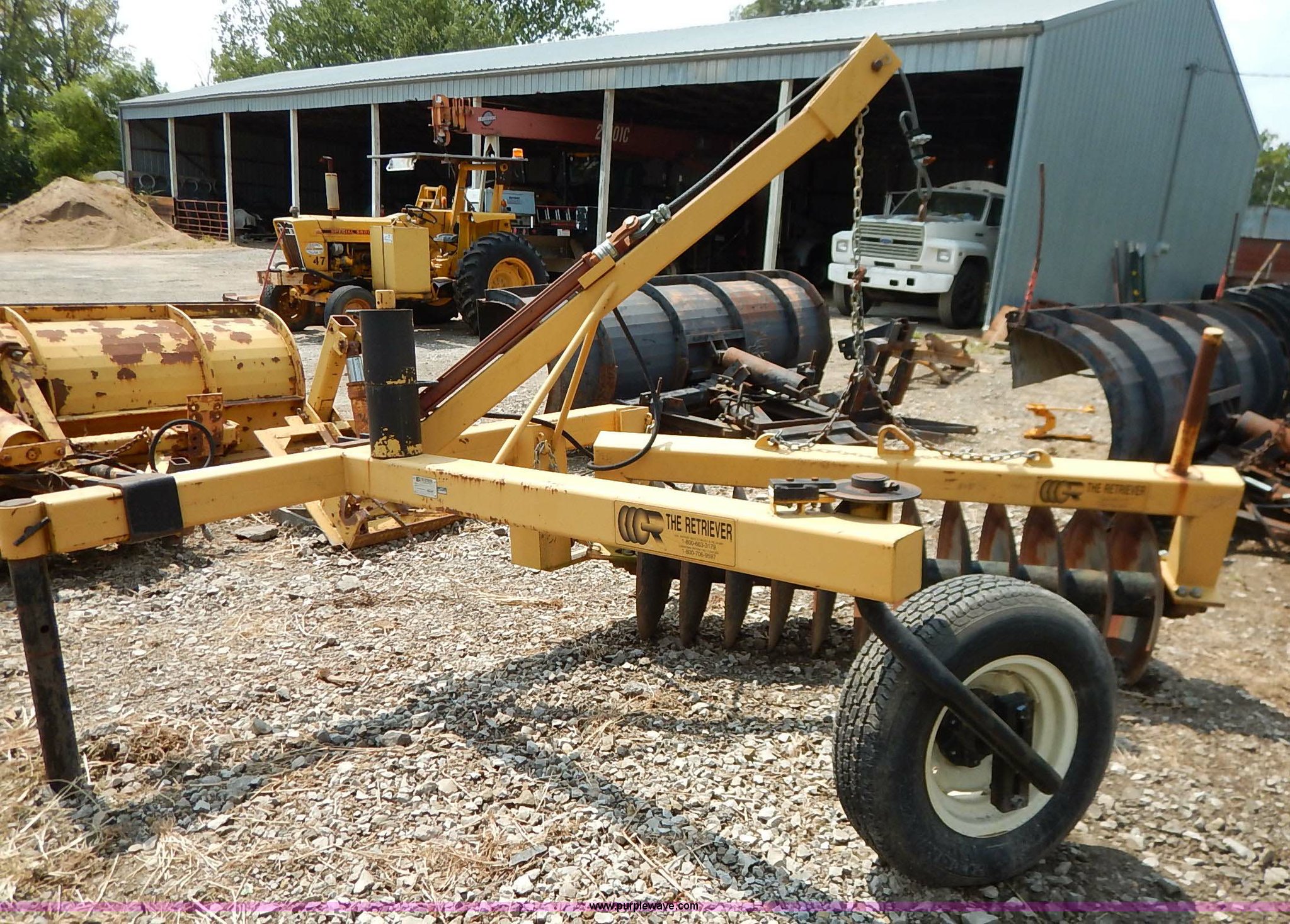 The Retriever road shoulder gravel reclaimer in Atchison, KS | Item ...