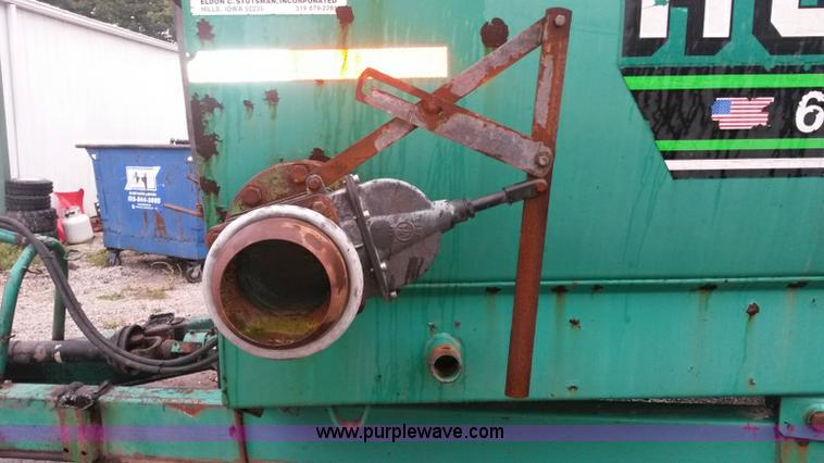 Walinga grain vacuum system in Cropsey, IL | Item D1712 sold | Purple Wave