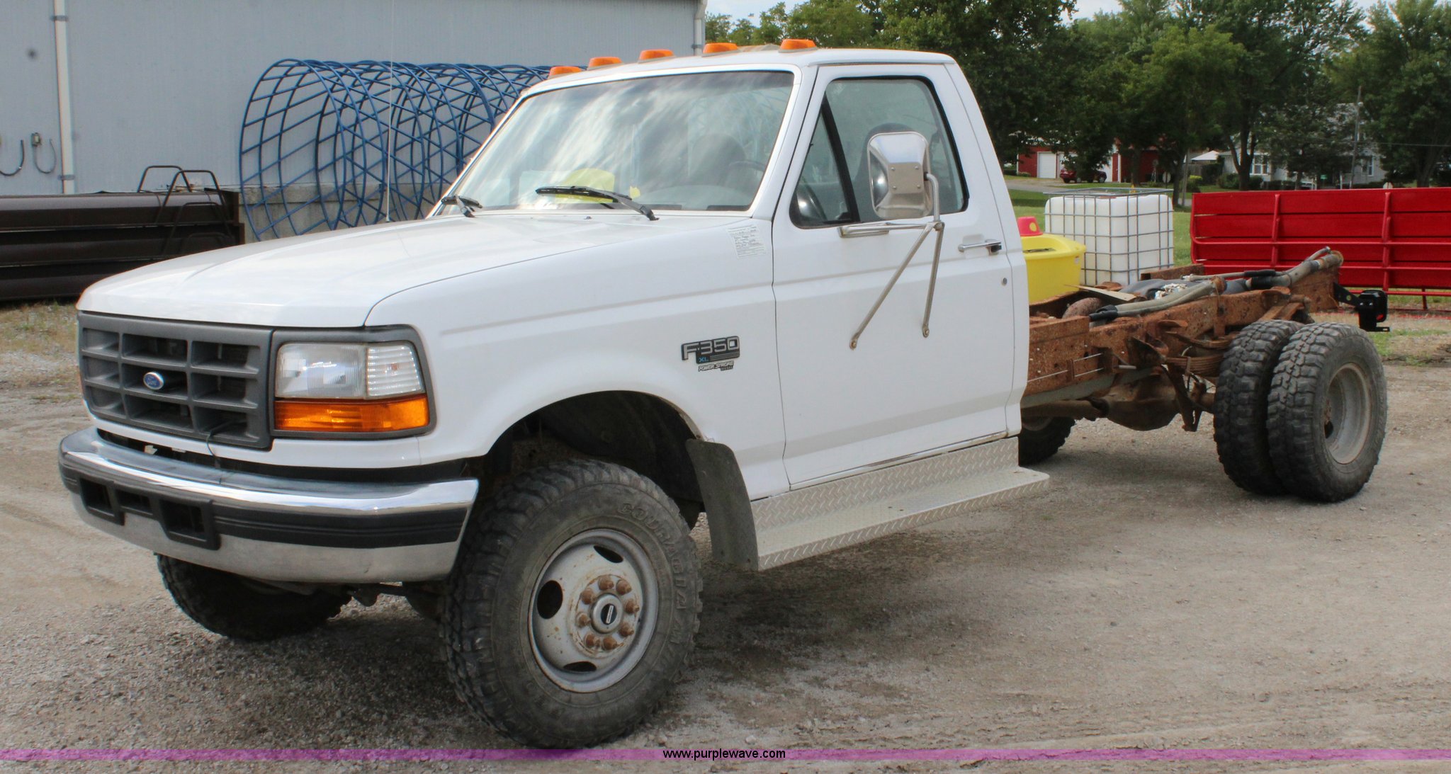 1997 Ford F350 pickup truck cab and chassis in Effingham, KS | Item ...