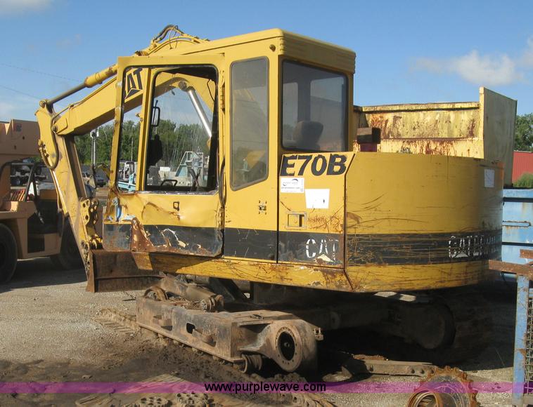 1993 Caterpillar E70B compact excavator in Wichita, KS | Item L6304 ...