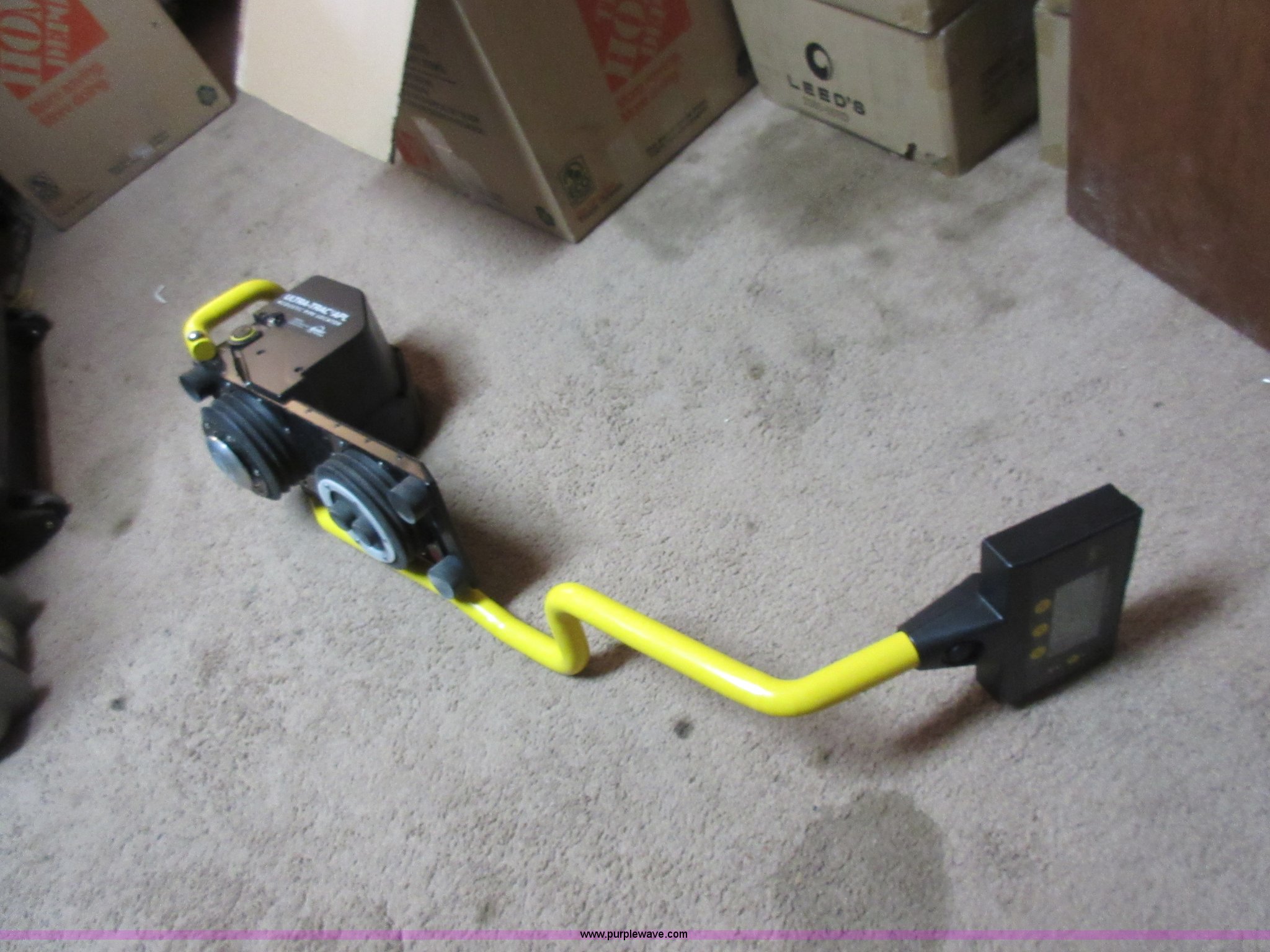 Sensit Technologies Ultra-Trac acoustic pipe locator in San Antonio, TX ...