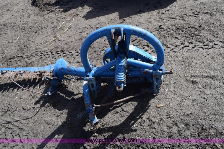 Ford 501 sickle mower in Kinsley, KS | Item J7120 sold | Purple Wave