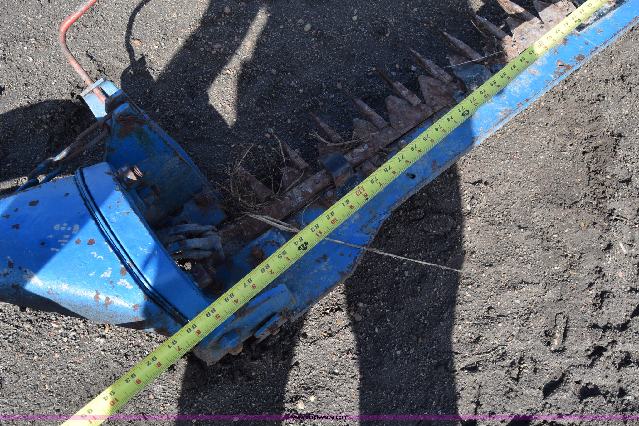 Ford 501 sickle mower in Kinsley, KS | Item J7120 sold | Purple Wave