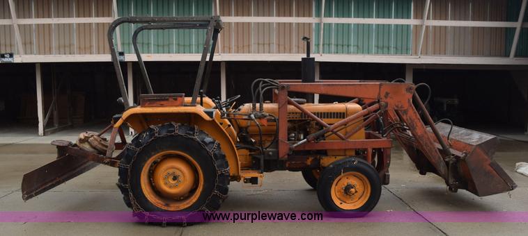 Case 380 tractor in Hill City, KS | Item L5998 sold | Purple Wave