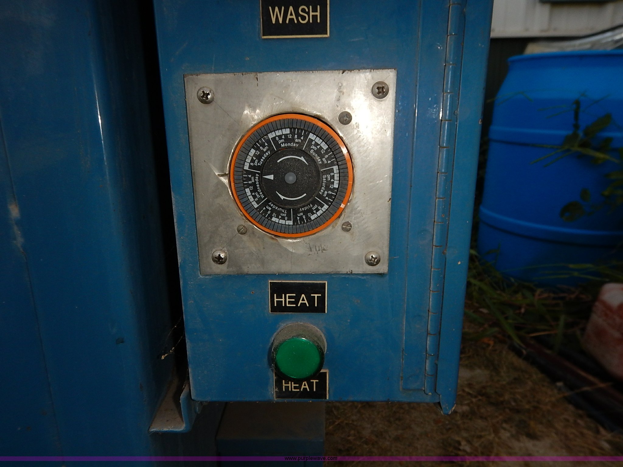 Kemaco hot jet spray washer in Ottawa, KS | Item BH9773 sold | Purple Wave