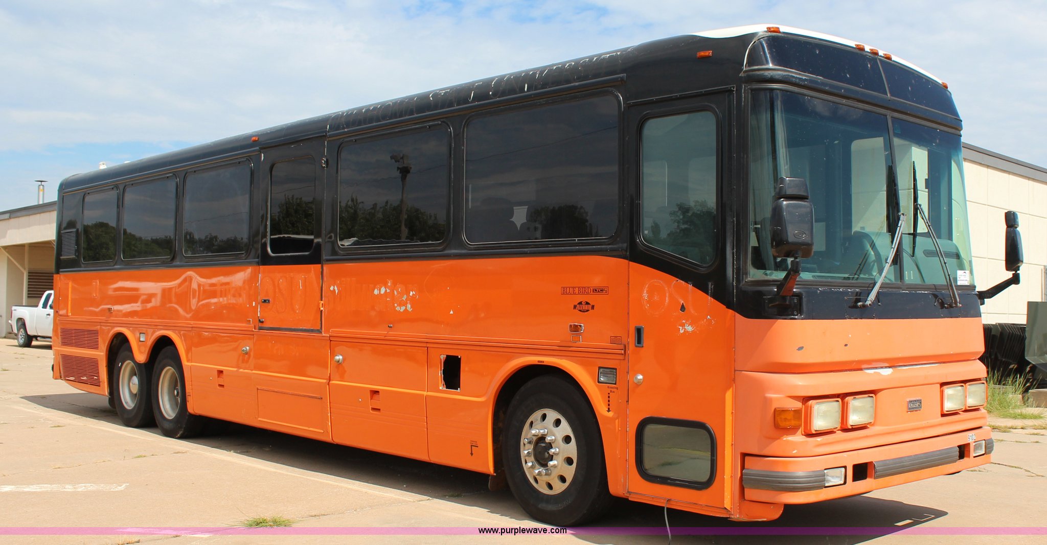 What Is A Commercial Bus at Veronica Green blog