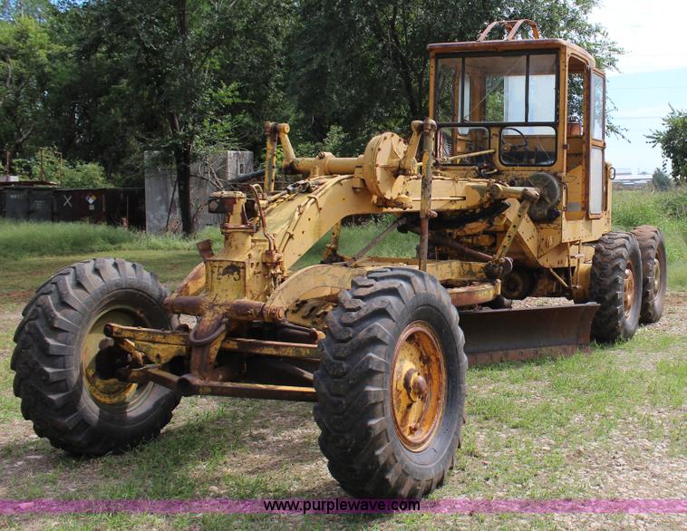 1965 Caterpillar 12E rigid frame motor grader in Stillwater, OK | Item ...