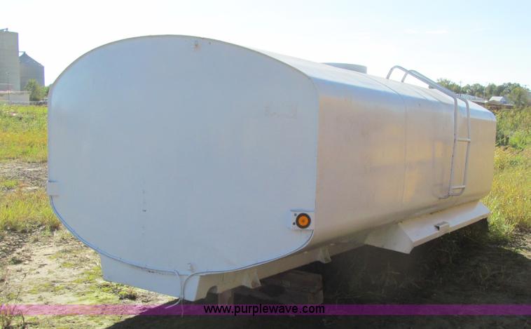 United water tank in Reinbeck, IA | Item K6343 sold | Purple Wave