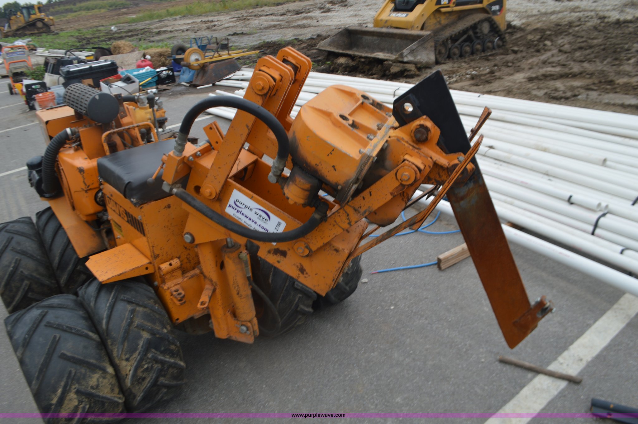 Case Davis Mini Sneaker vibratory plow in Platte City, MO | Item L2786 ...