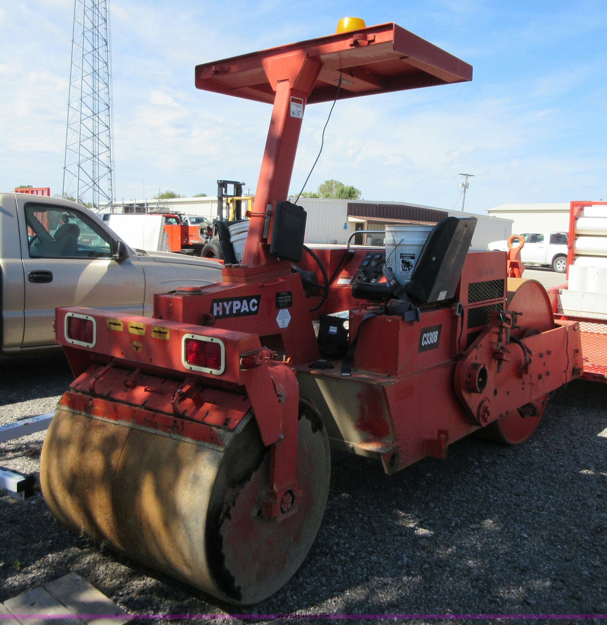 1998 Hypac C330B double drum roller in Chanute, KS | Item I1956 sold ...