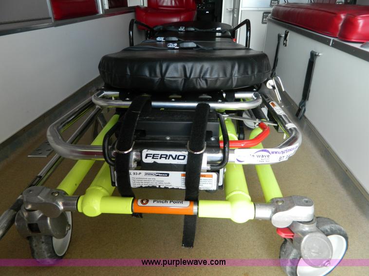 Ferno 93-P Pro Flexx EMS stretcher in Phillipsburg, KS | Item BT9960 ...