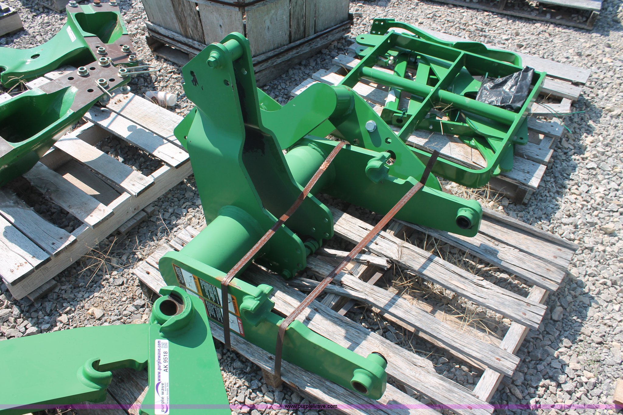 John Deere loader mounting frame in Clinton, OK | Item AK9519 sold ...