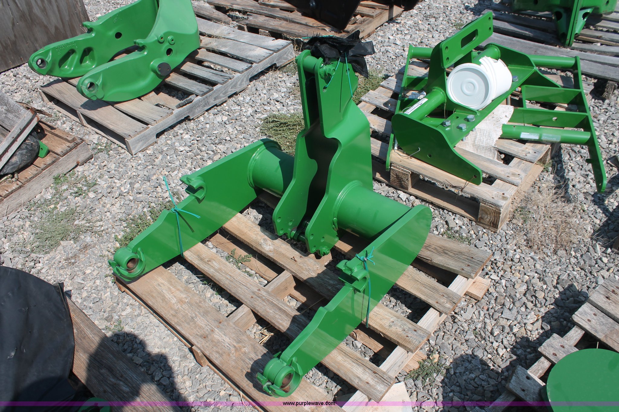 John Deere BW15562 loader mounting frame in Clinton, OK | Item AK9523 ...