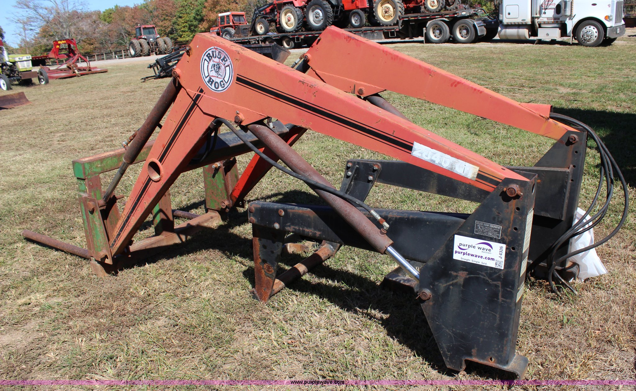 Brush Hog 2840QT loader in Stilwell, OK | Item J4326 sold | Purple Wave