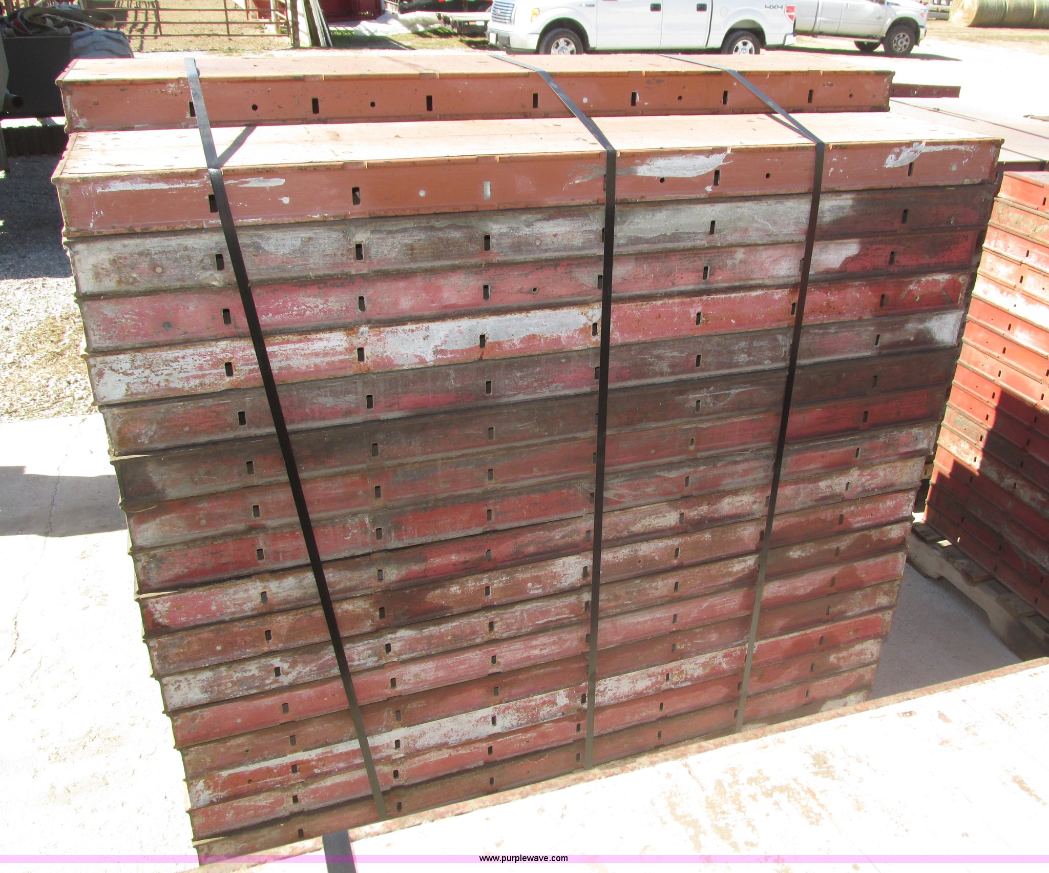 (61) Symons concrete wall form fillers in Falls City, NE | Item H1126 ...