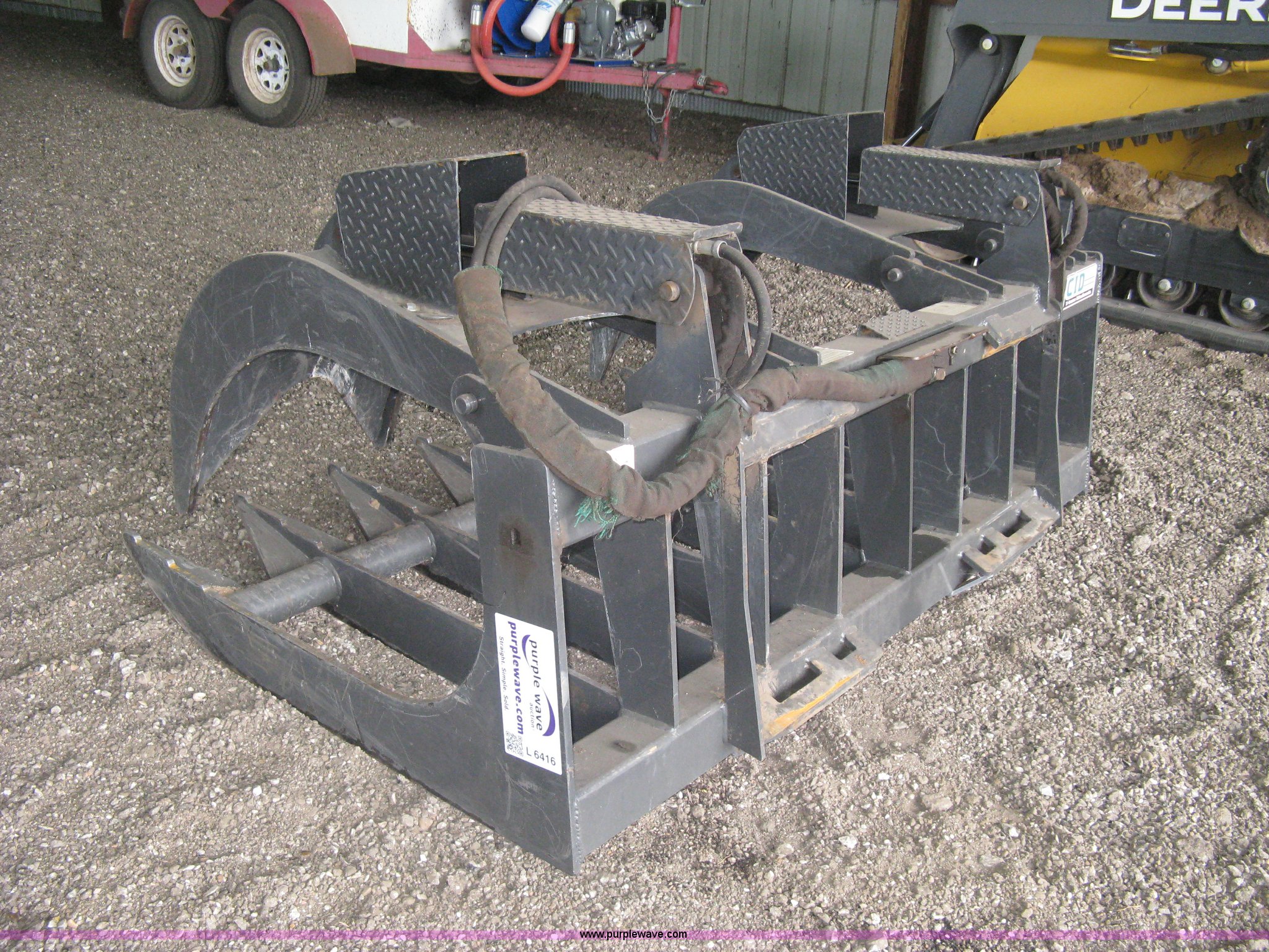 CID 72" skeleton grapple bucket in St. John, KS | Item L6416 sold ...