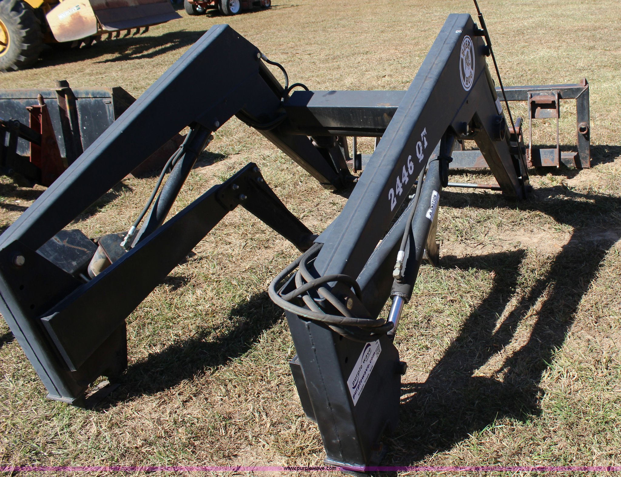 Brush Hog 2446QT loader in Stilwell, OK | Item J4325 sold | Purple Wave