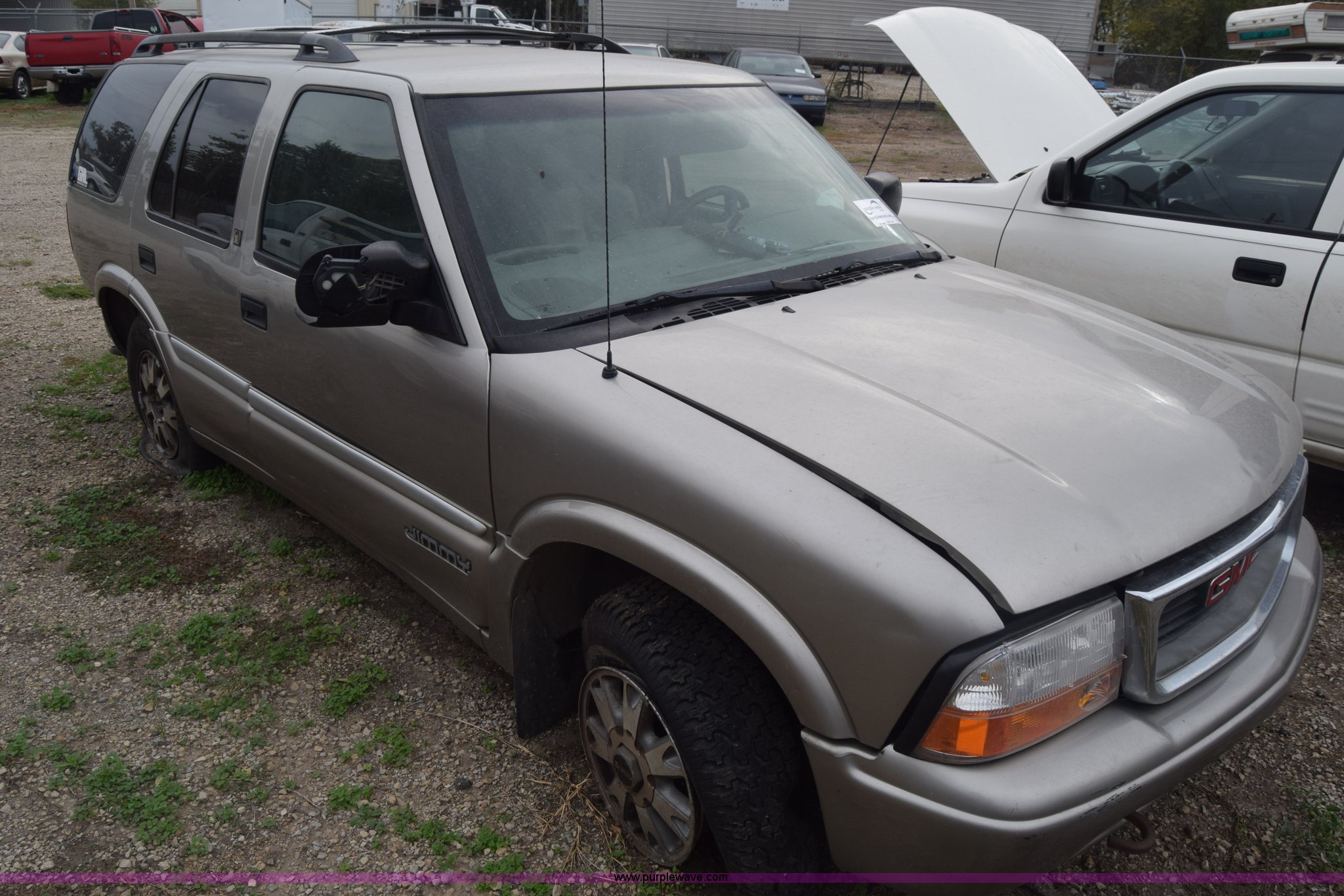 2000 GMC Jimmy Envoy SUV in McPherson, KS | Item J7018 sold | Purple Wave