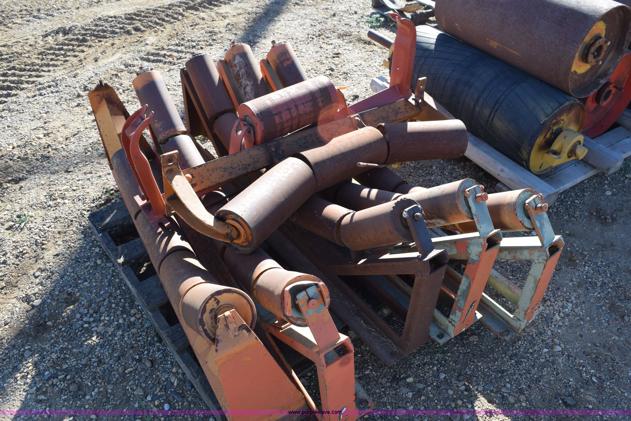 Trough rollers in Slayton, MN | Item BN9455 sold | Purple Wave