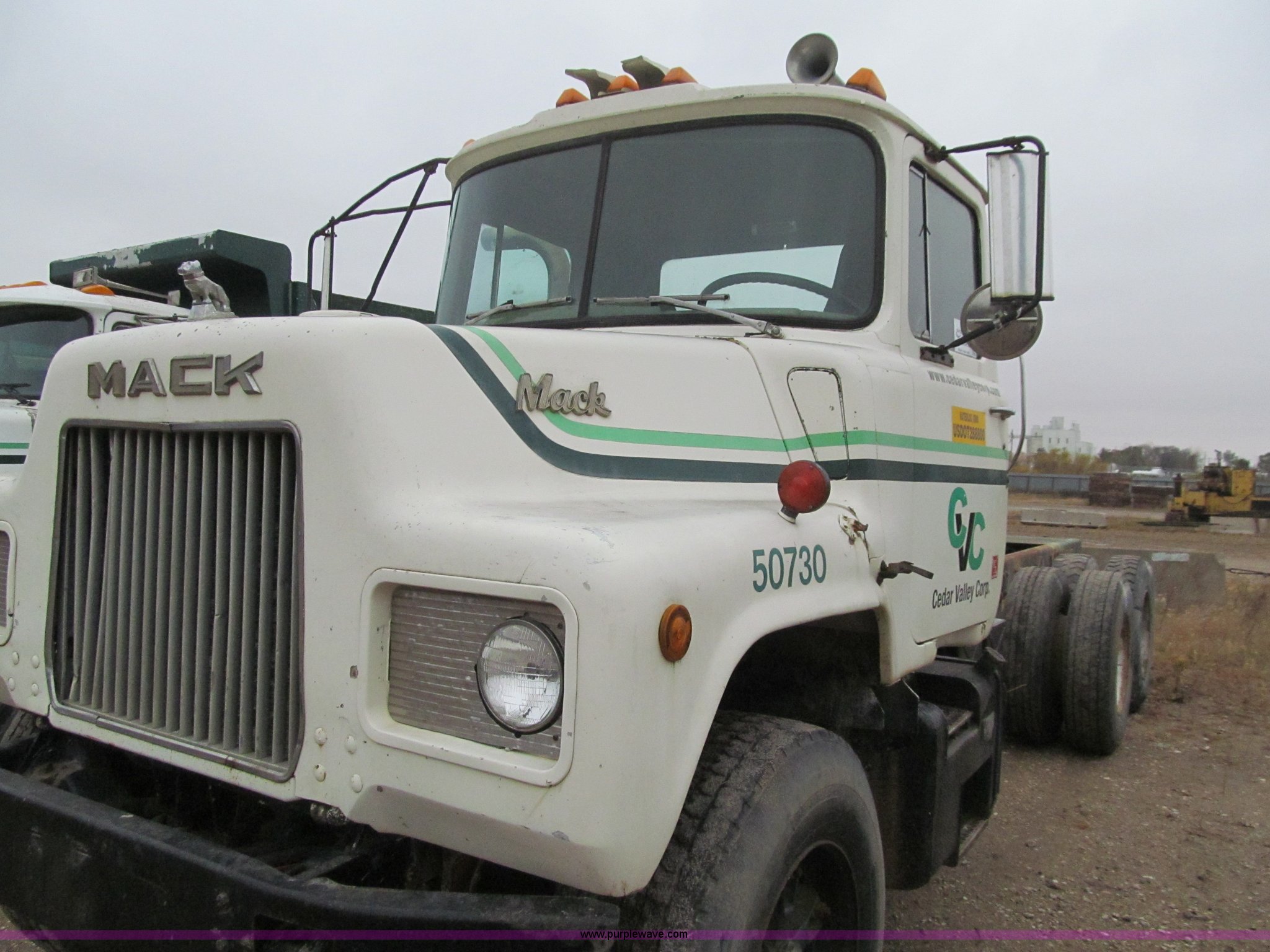 1984 Mack DM685S cab and chassis in Waterloo, IA | Item L1804 sold | Purple Wave