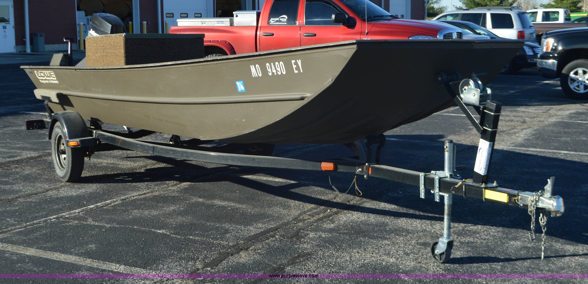 2002 Lowe roughneck boat in Lee's Summit, MO | Item I6288 sold | Purple ...