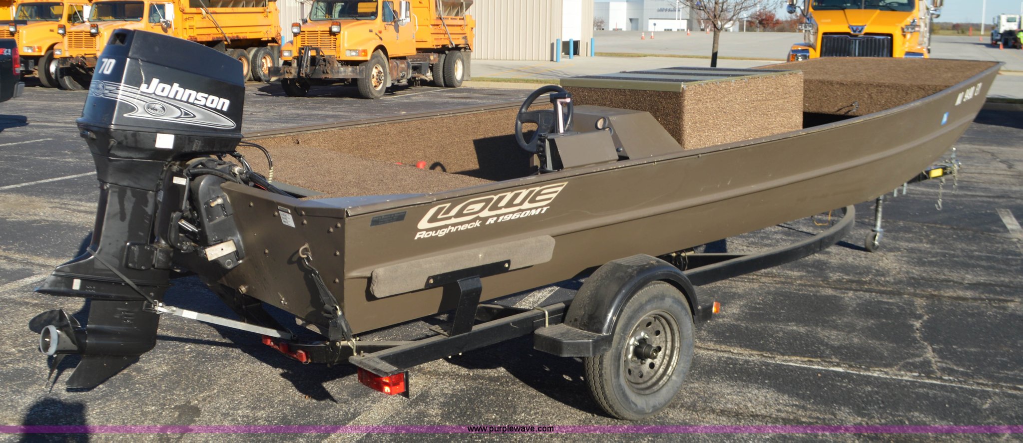 2002 Lowe roughneck boat in Lee's Summit, MO | Item I6288 sold | Purple ...