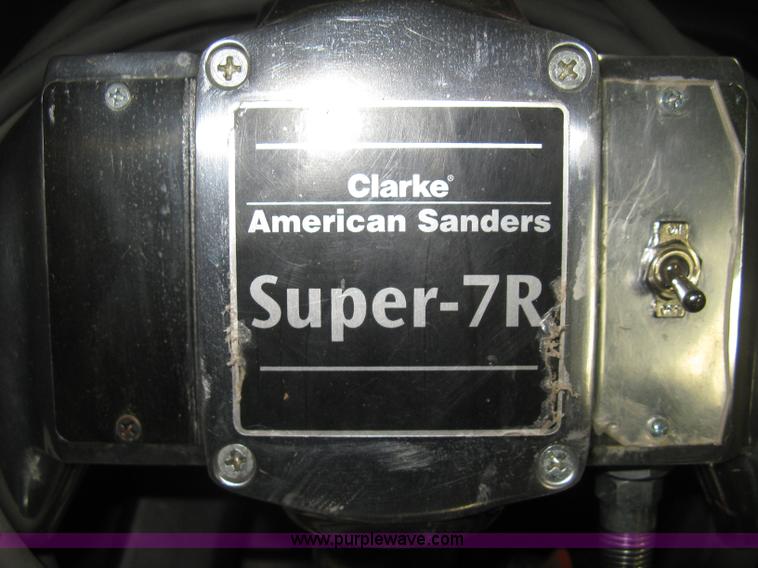 Clarke Super-7R sander in Wichita, KS | Item BP9676 sold | Purple Wave