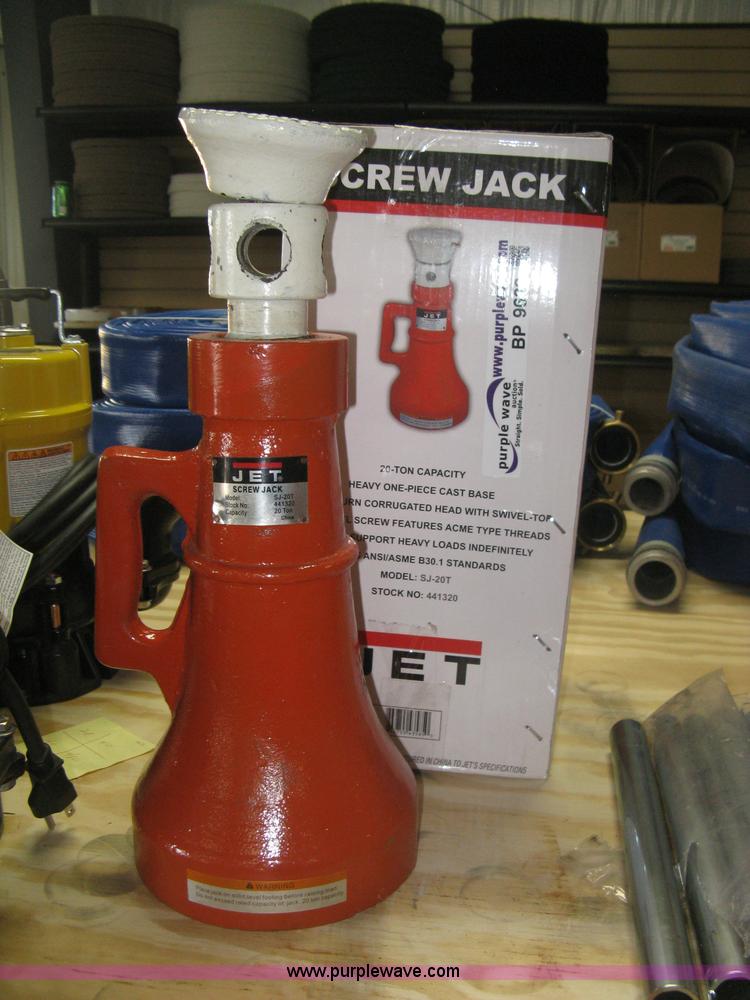 (2) Jet SJ-20T screw jack in Wichita, KS | Item BP9683 sold | Purple Wave