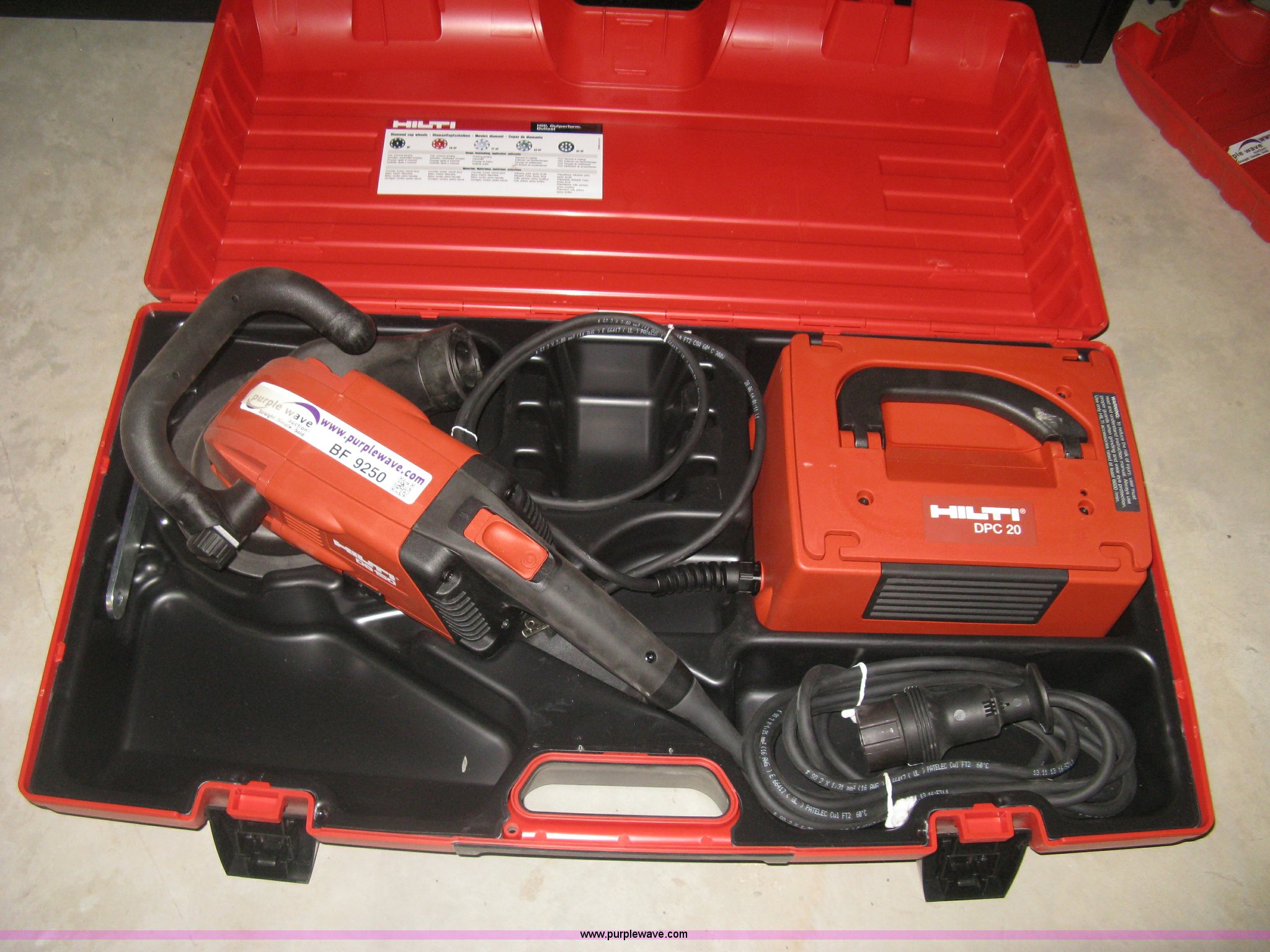 Hilti DG150 diamond grinder in Wichita, KS | Item BF9250 sold | Purple Wave