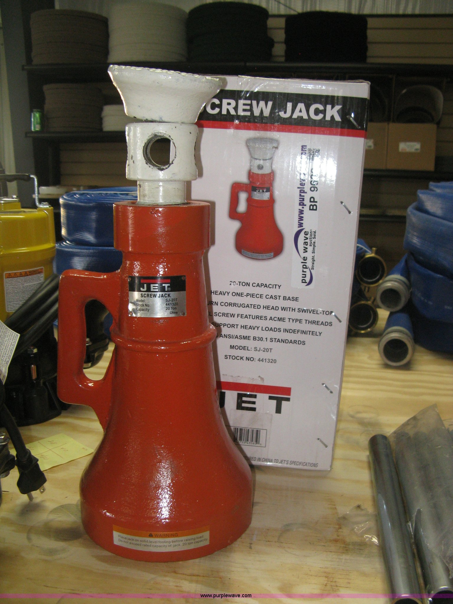 (2) Jet SJ-20T screw jack in Wichita, KS | Item BP9683 sold | Purple Wave