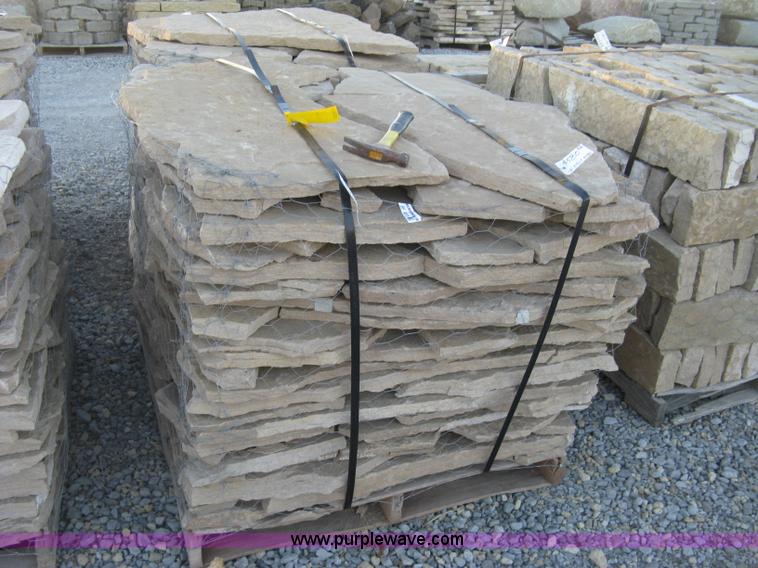 Southwest flagstone in Wichita, KS | Item BF9615 sold | Purple Wave