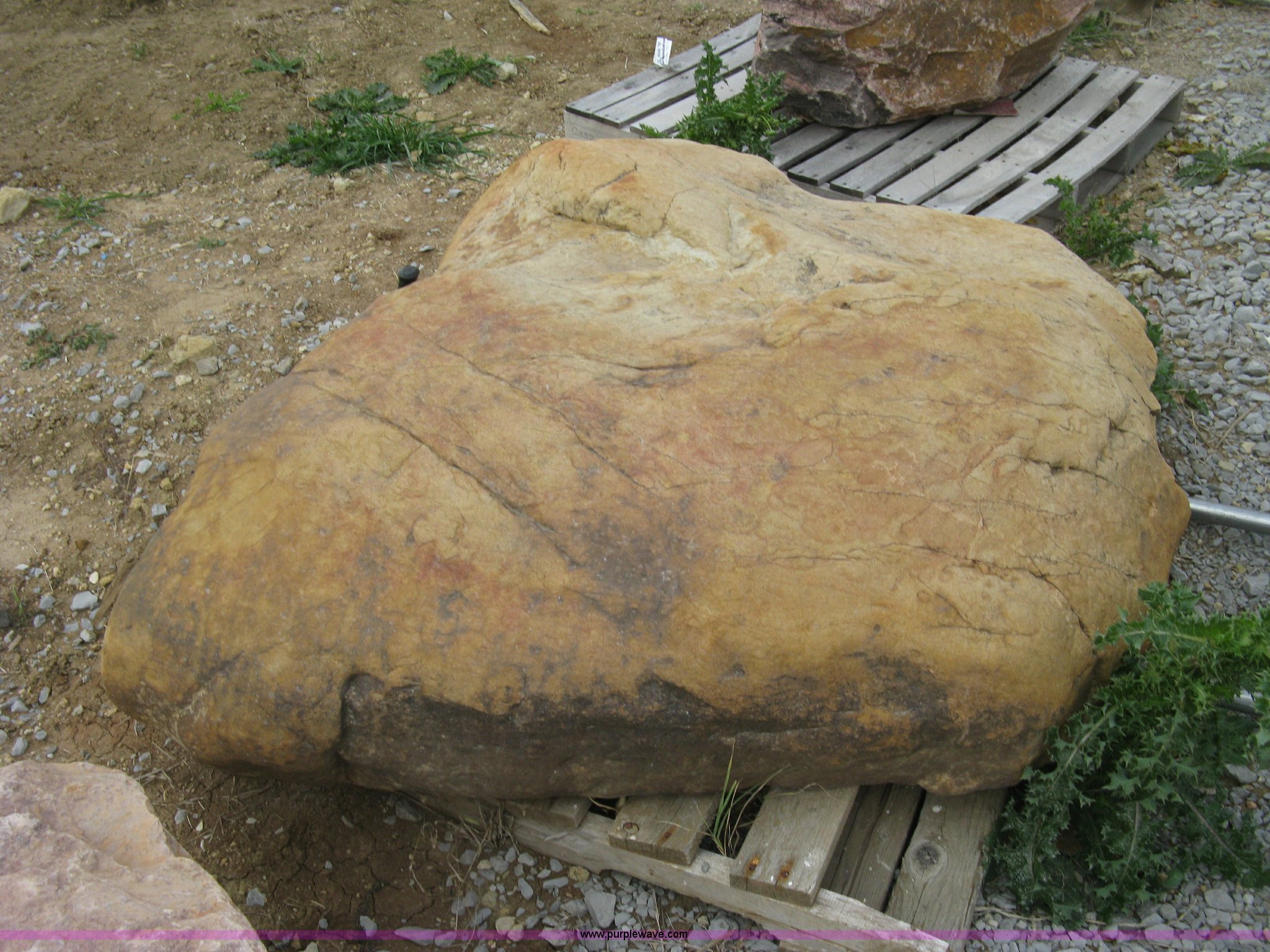Creekstone boulder in Wichita, KS | Item AL9429 sold | Purple Wave