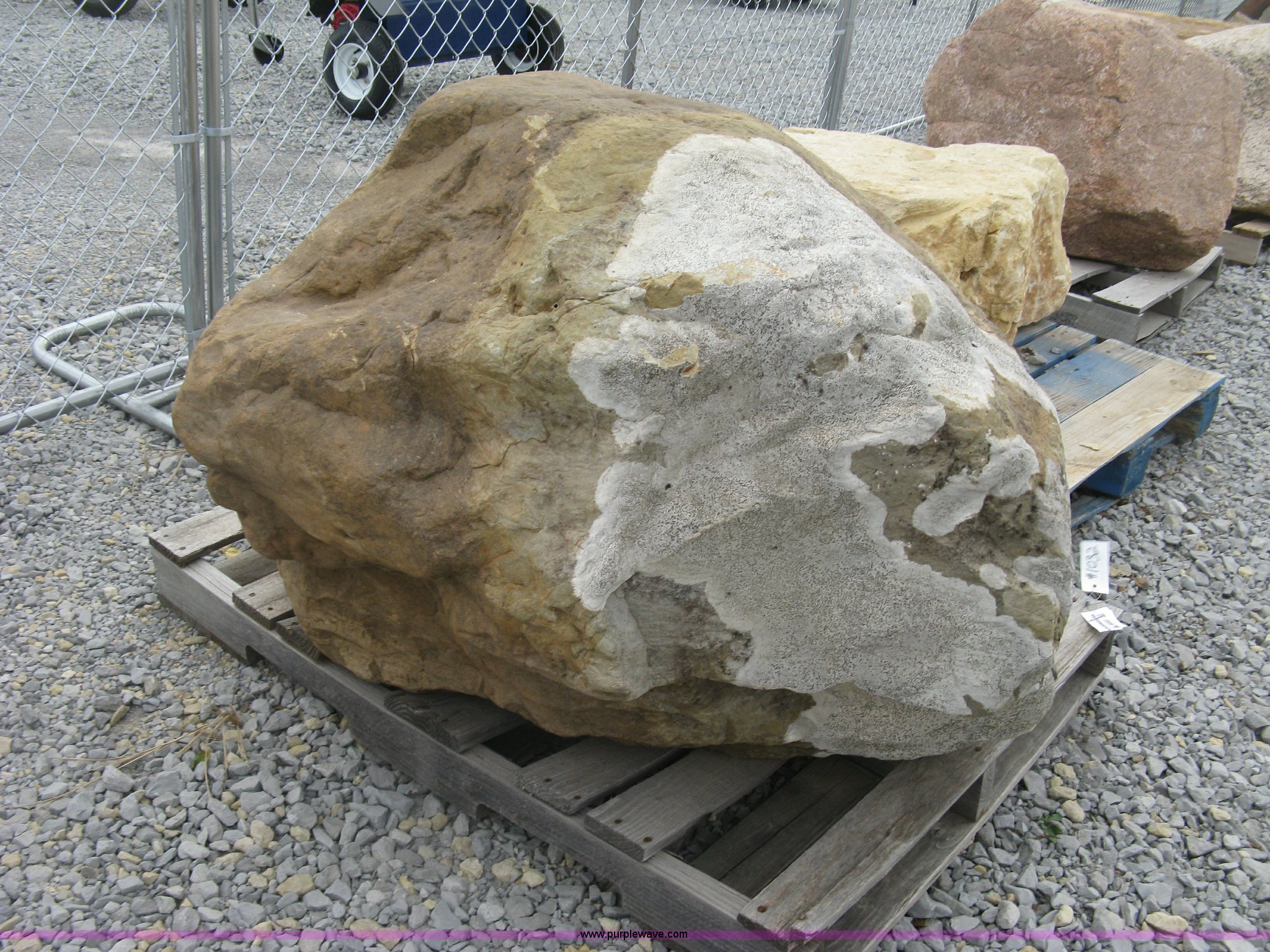 Creekstone boulder in Wichita, KS | Item AL9460 sold | Purple Wave