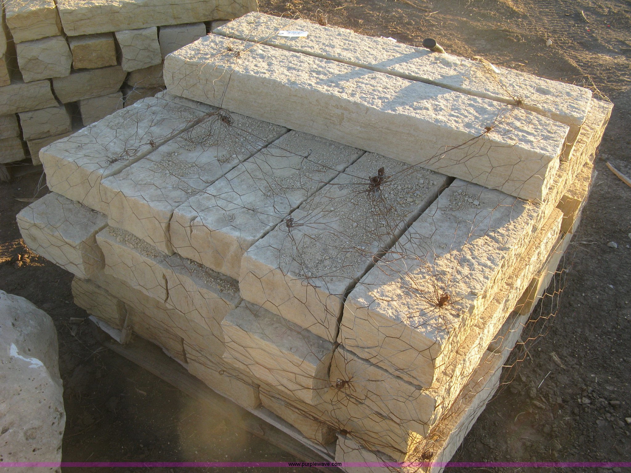 Colorado Buff edging/retaining wall in Wichita, KS | Item BF9307 sold ...