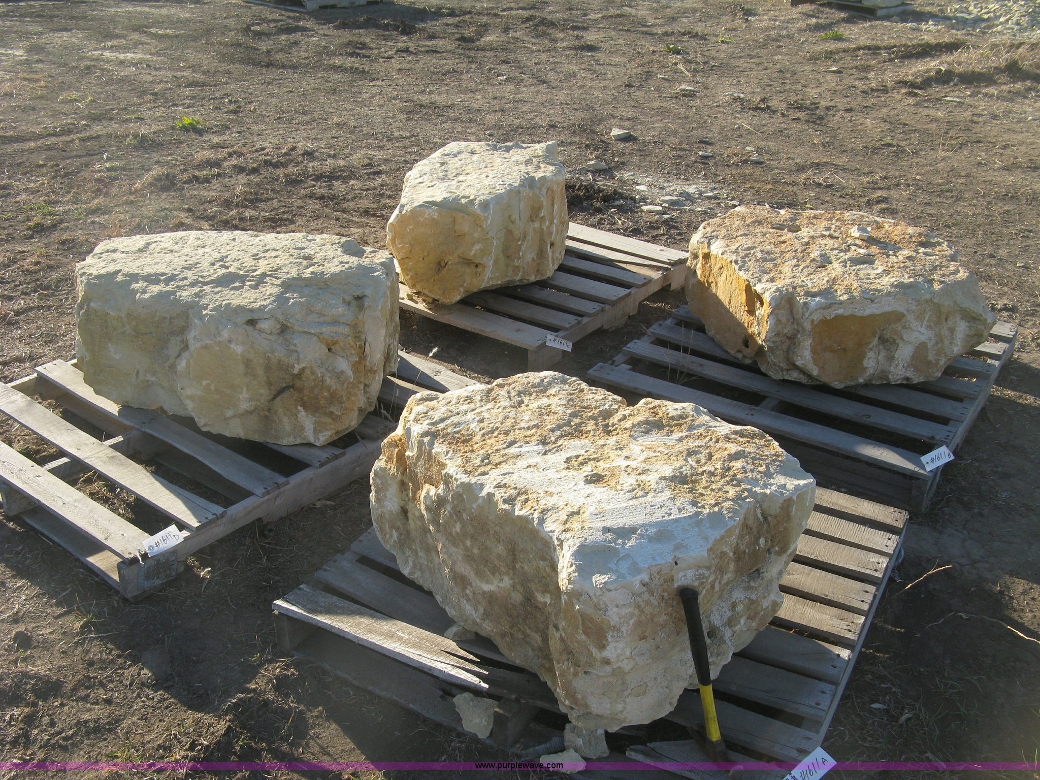 (4) native Kansas cream limestone boulders in Wichita, KS | Item BF9377 ...
