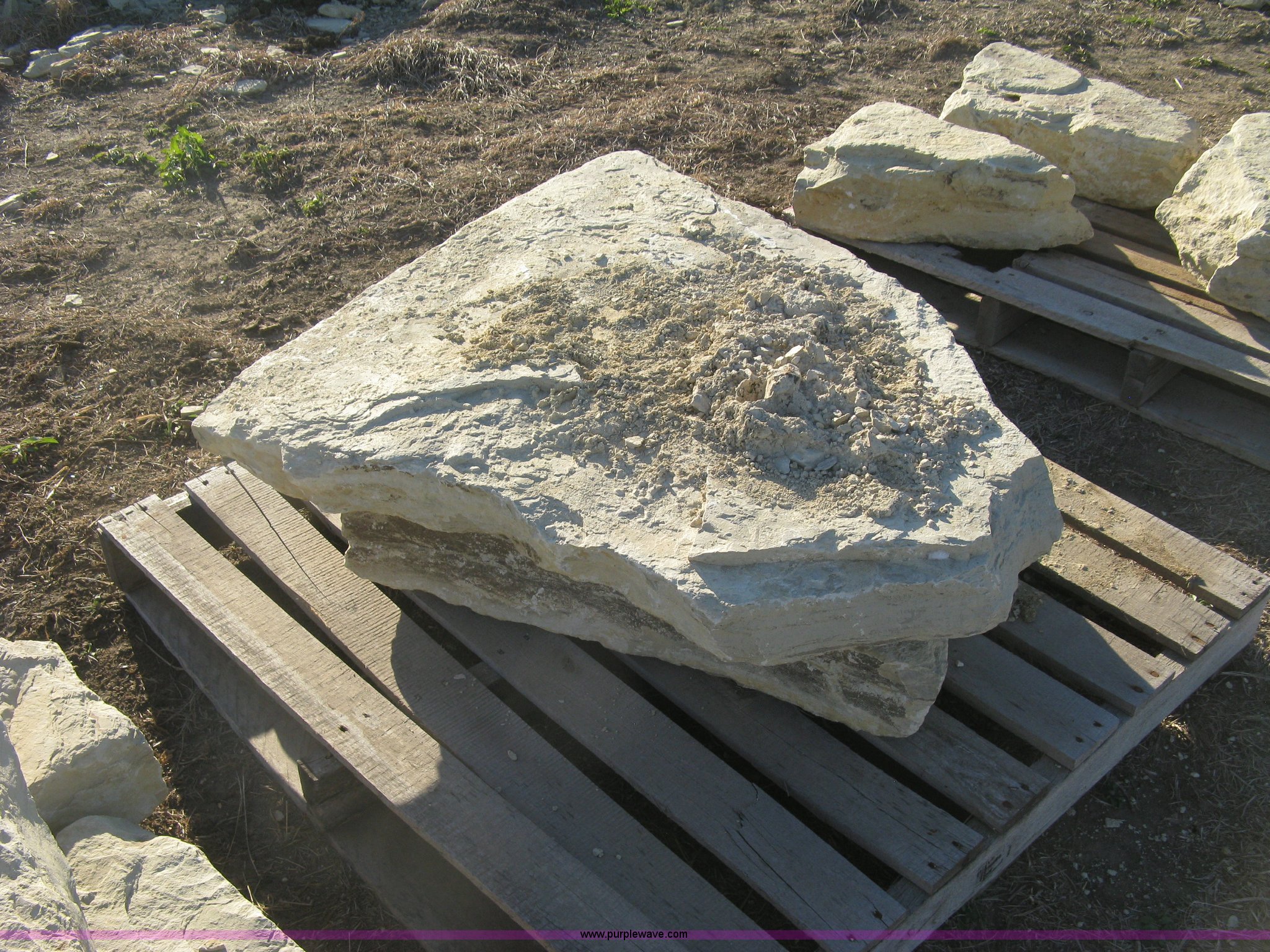 Native Kansas limestone retaining wall builders in Wichita, KS | Item ...
