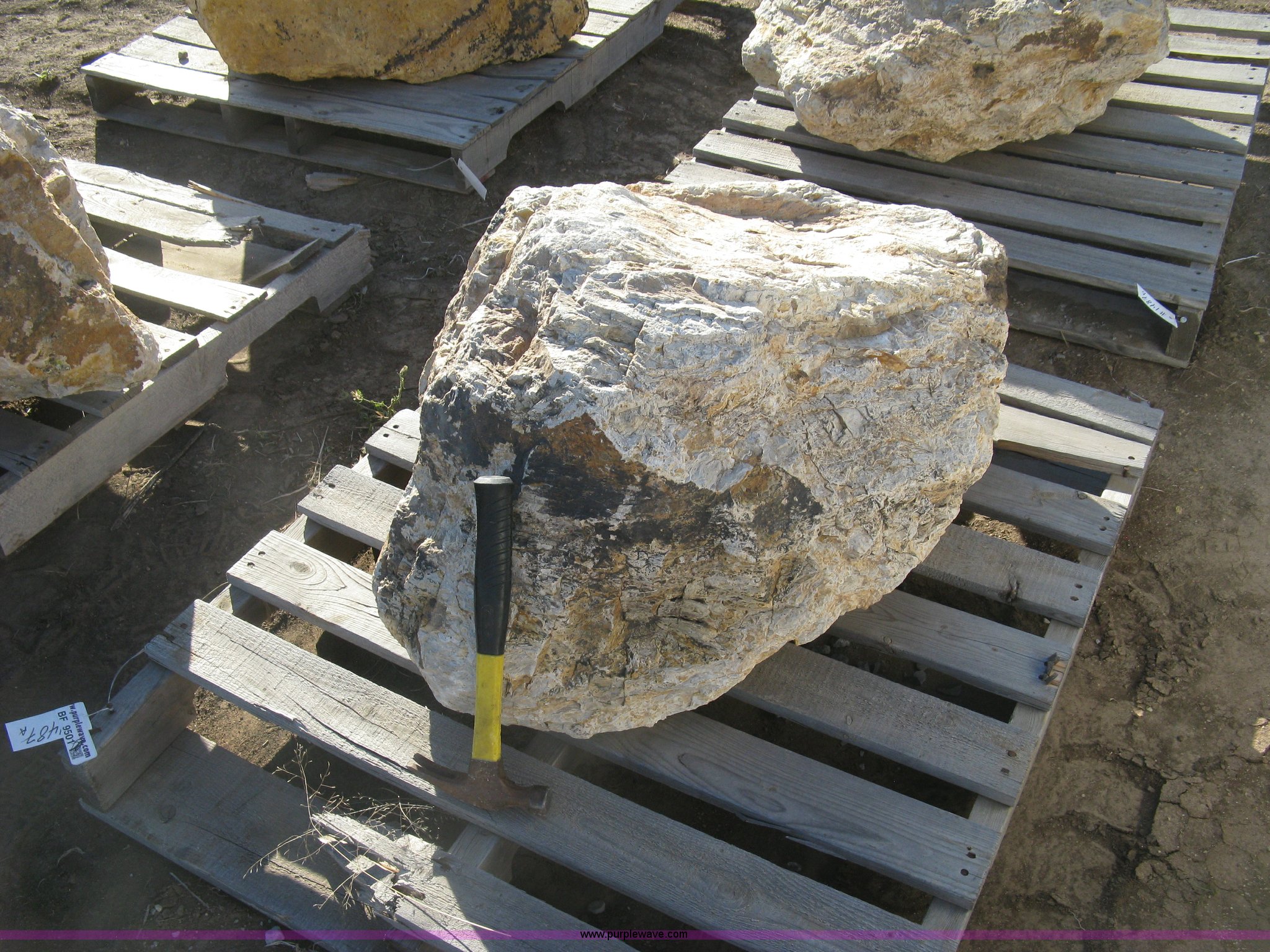 (4) Colorado cream brown boulders in Wichita, KS | Item BF9501 sold ...