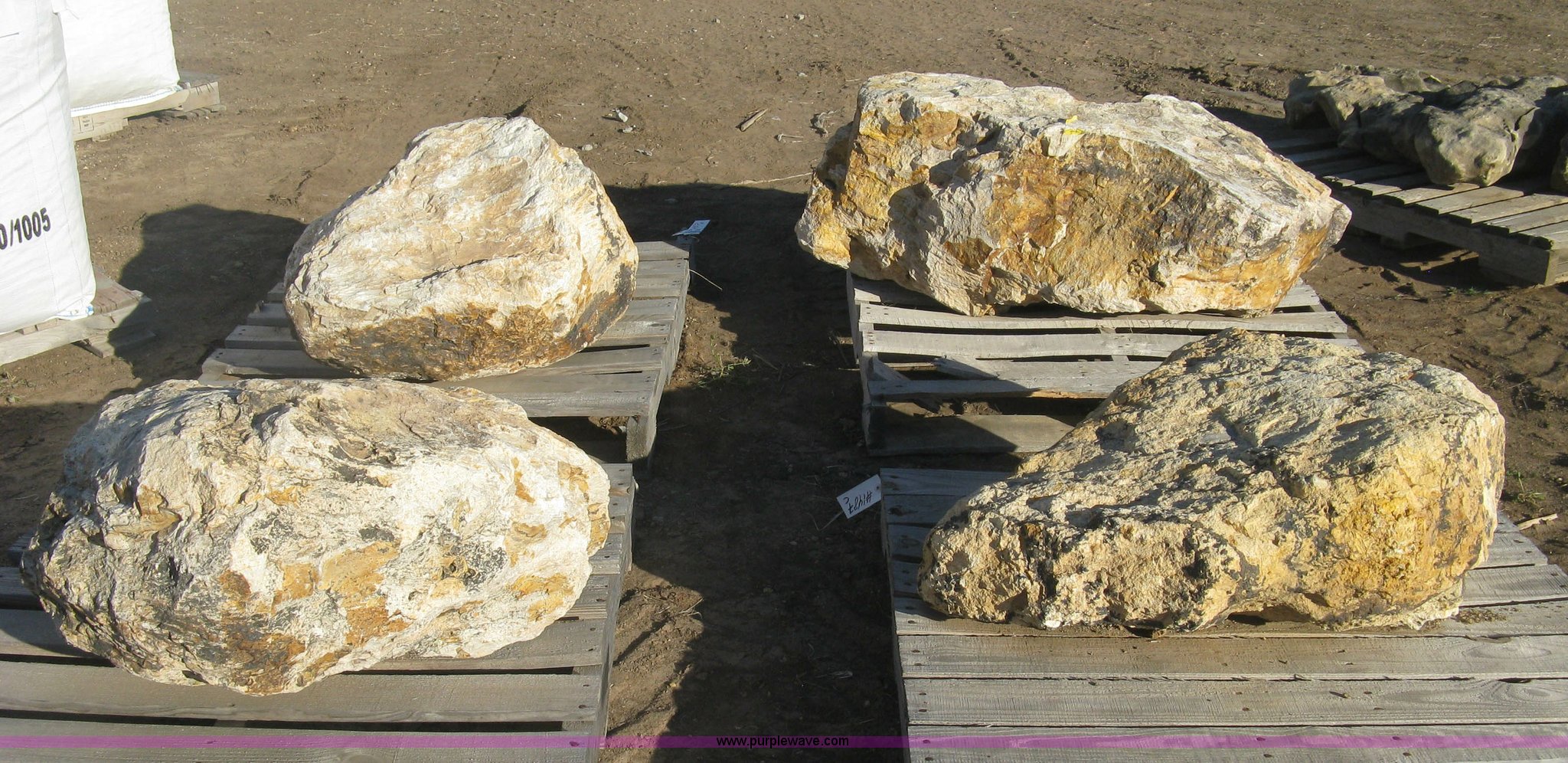 (4) Colorado cream brown boulders in Wichita, KS | Item BF9501 sold ...