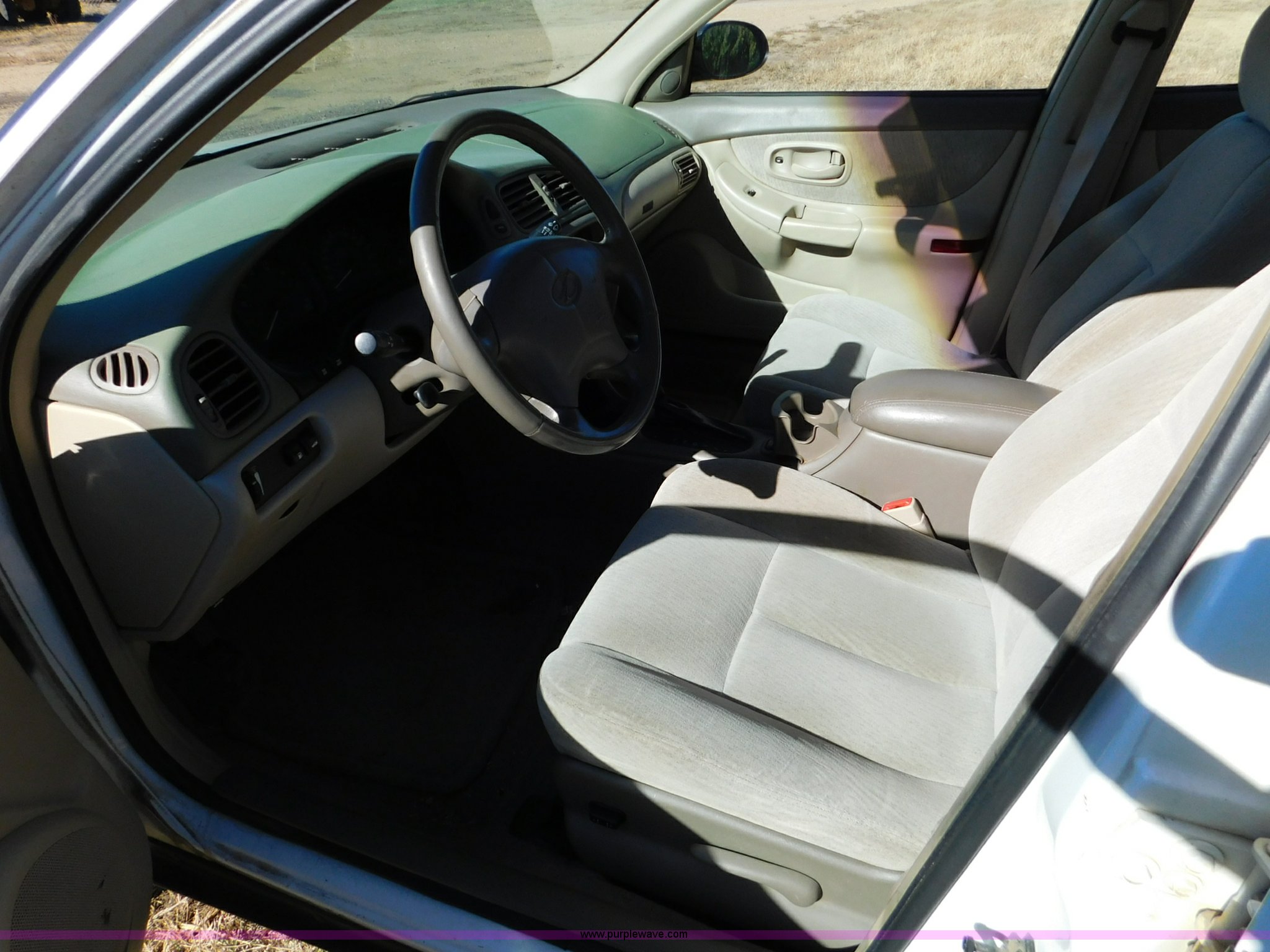 1998 Oldsmobile Intrigue in Lincoln, KS | Item J5226 sold | Purple Wave