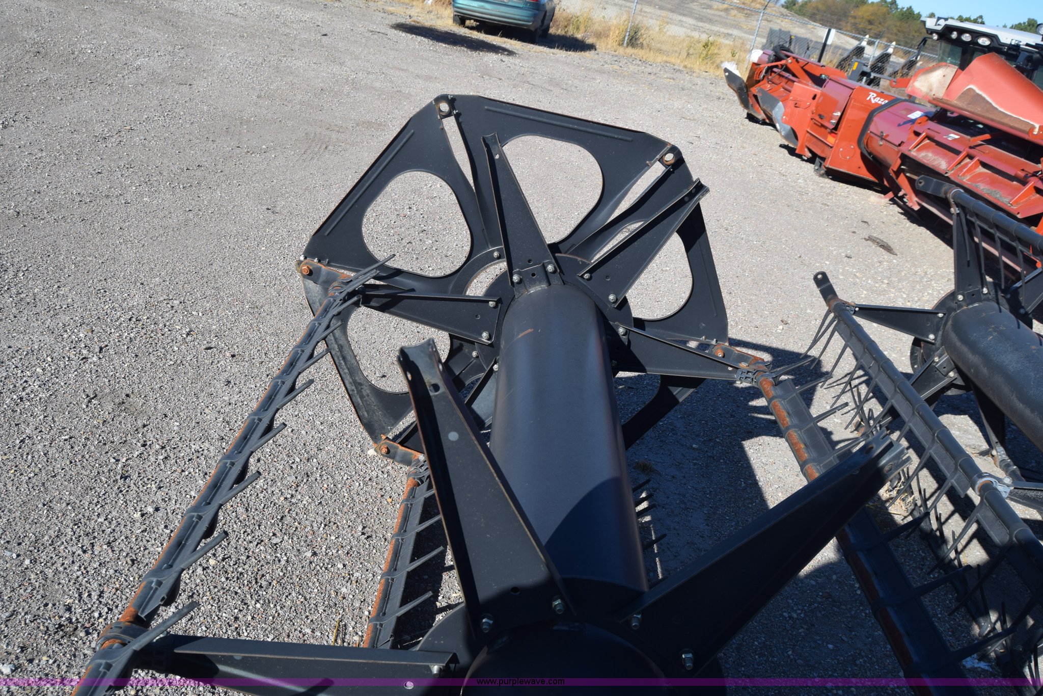 35' combine reel in Hesston, KS | Item BK9043 sold | Purple Wave