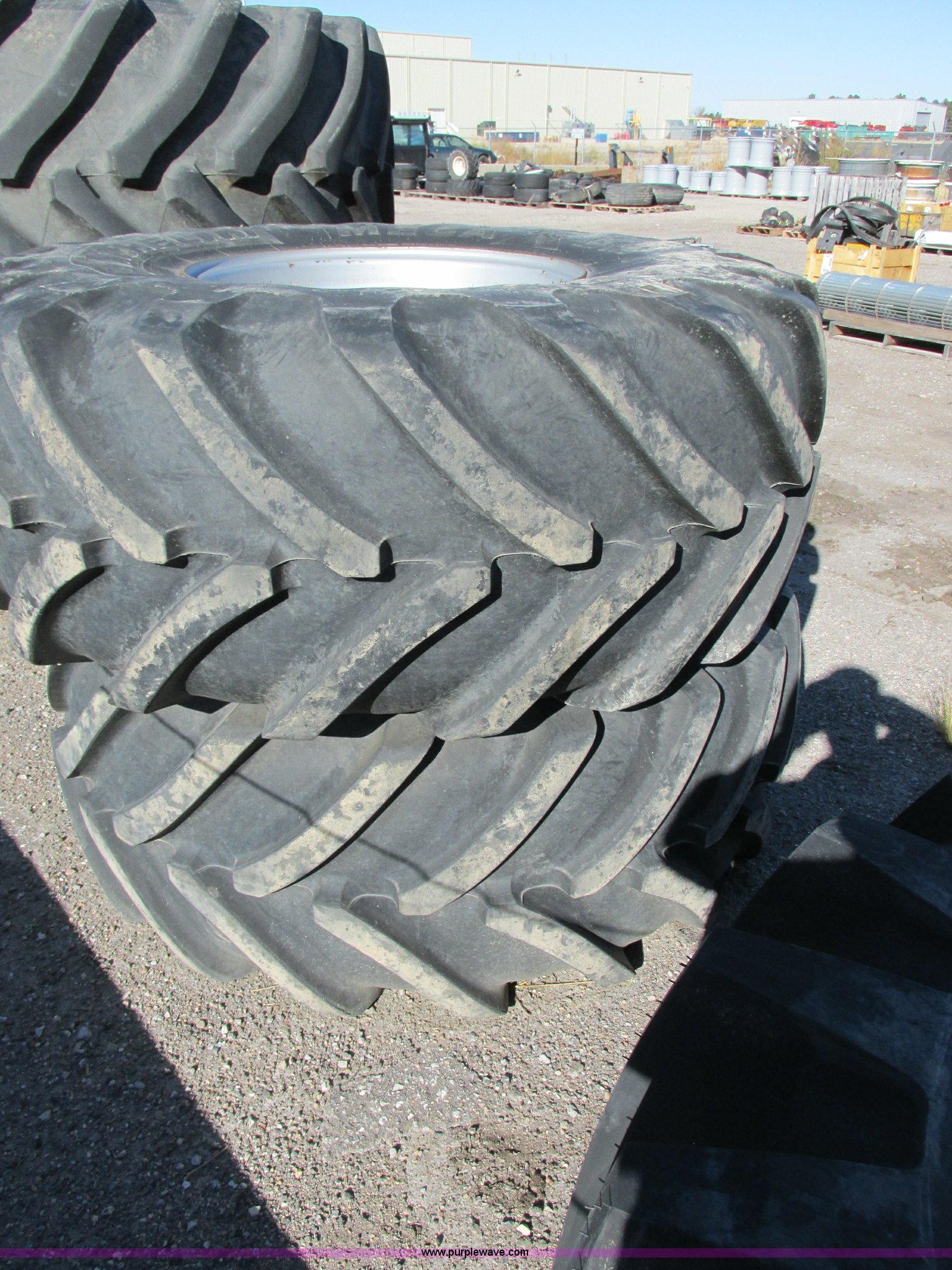 (2) Michelin Mega X Bib 620/75R26 tires in Hesston, KS | Item BK9122 ...