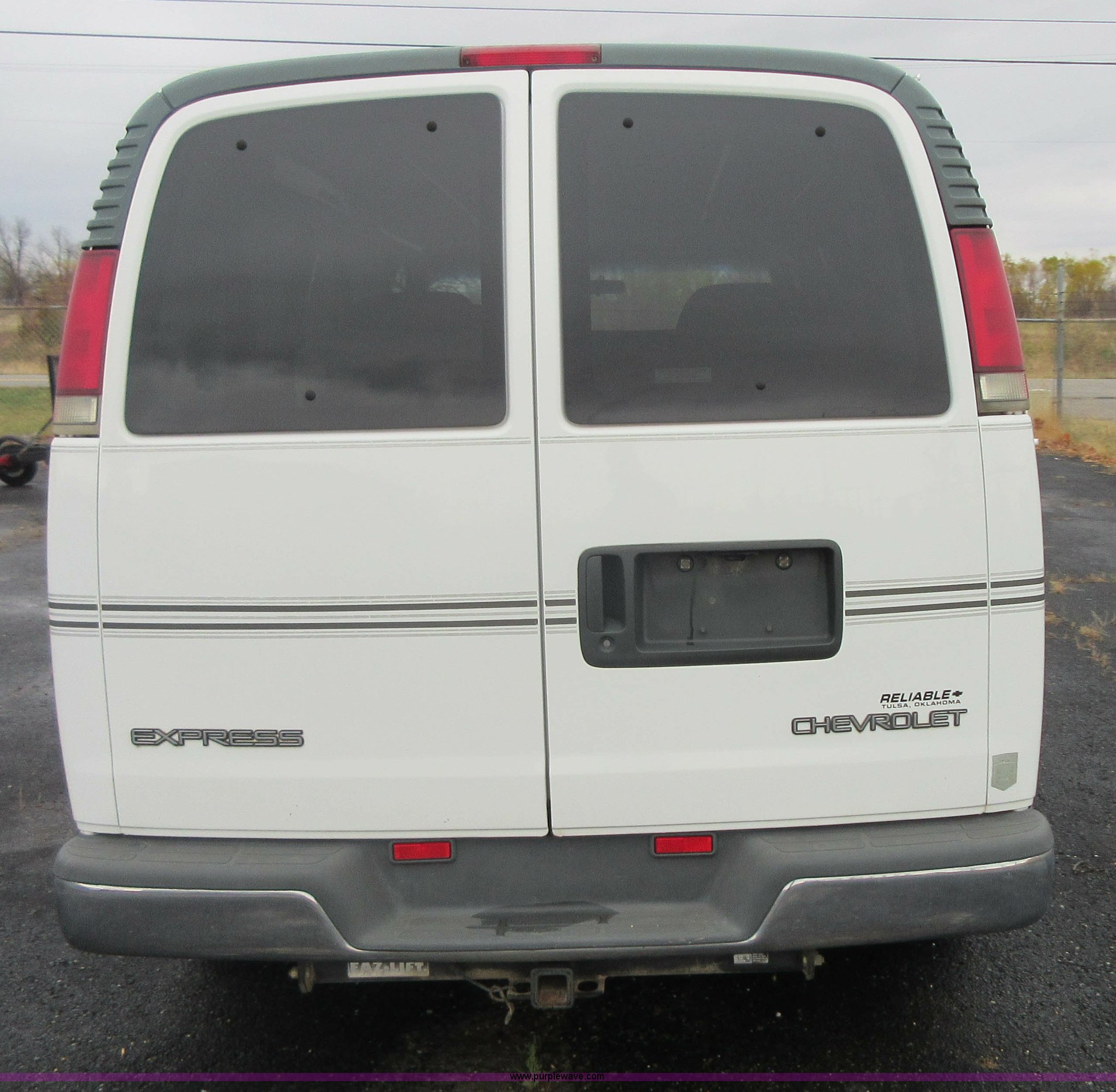 2000 Chevrolet Express 1500 Cargo van in Grove, OK | Item BB9052 sold ...