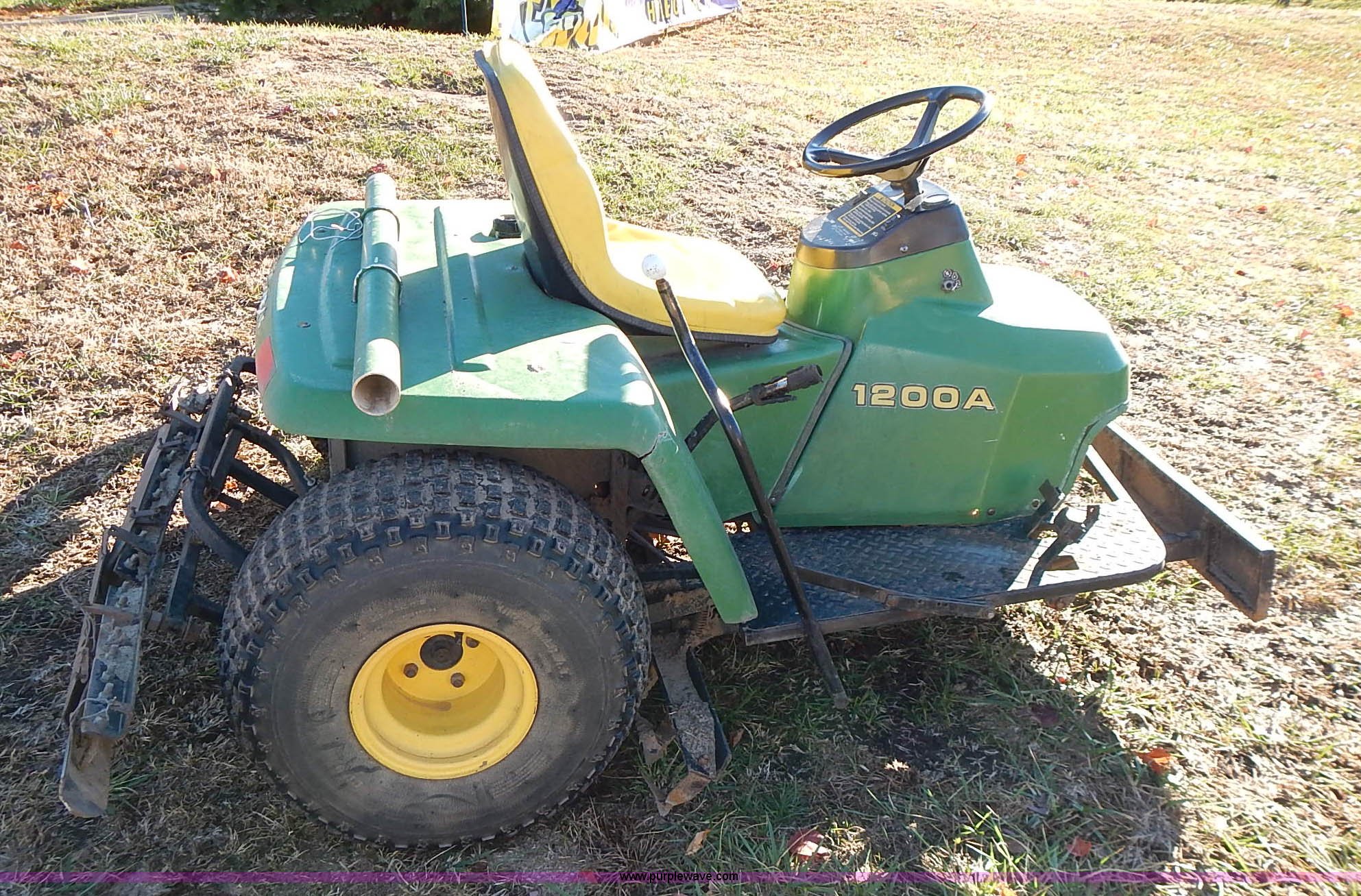 John Deere 1200A power rake in Manhattan, KS | Item BN9143 sold ...