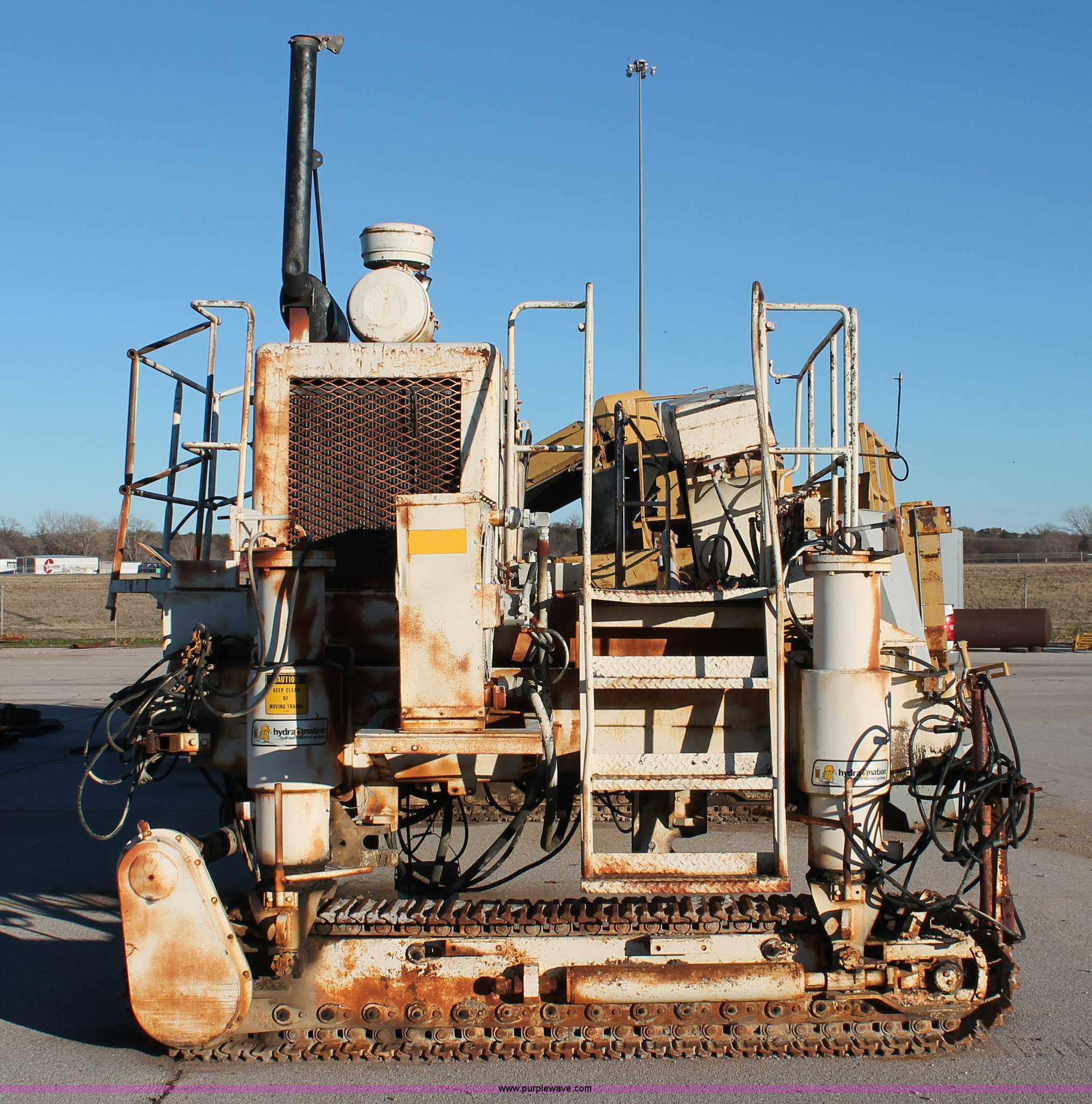 CMI SF-250 slip form paver tractor in Oklahoma City, OK | Item H8047 ...