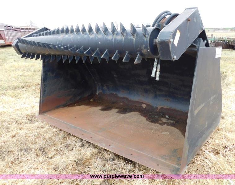Miller bucket in Sabetha, KS | Item J7462 sold | Purple Wave
