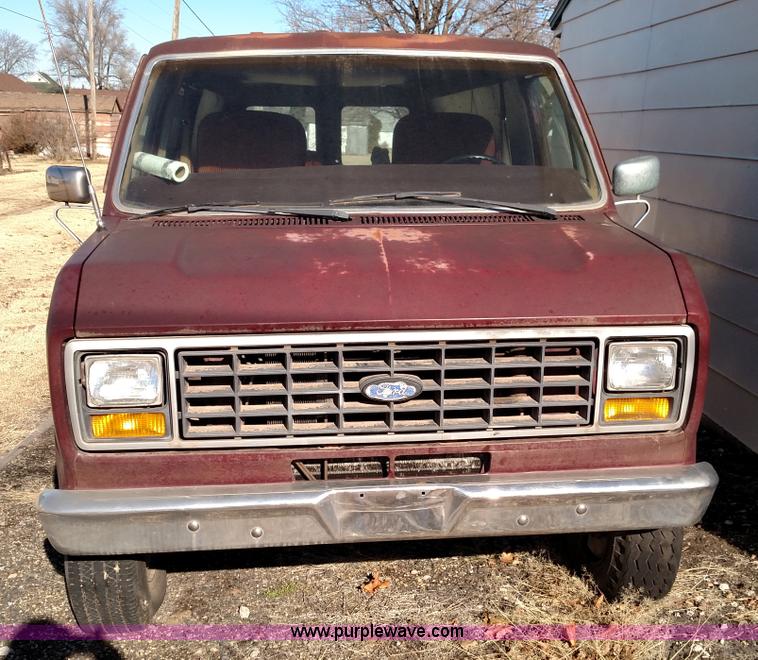 1984 Ford Econoline E250 van in Cunningham, KS | Item BR9385 sold ...