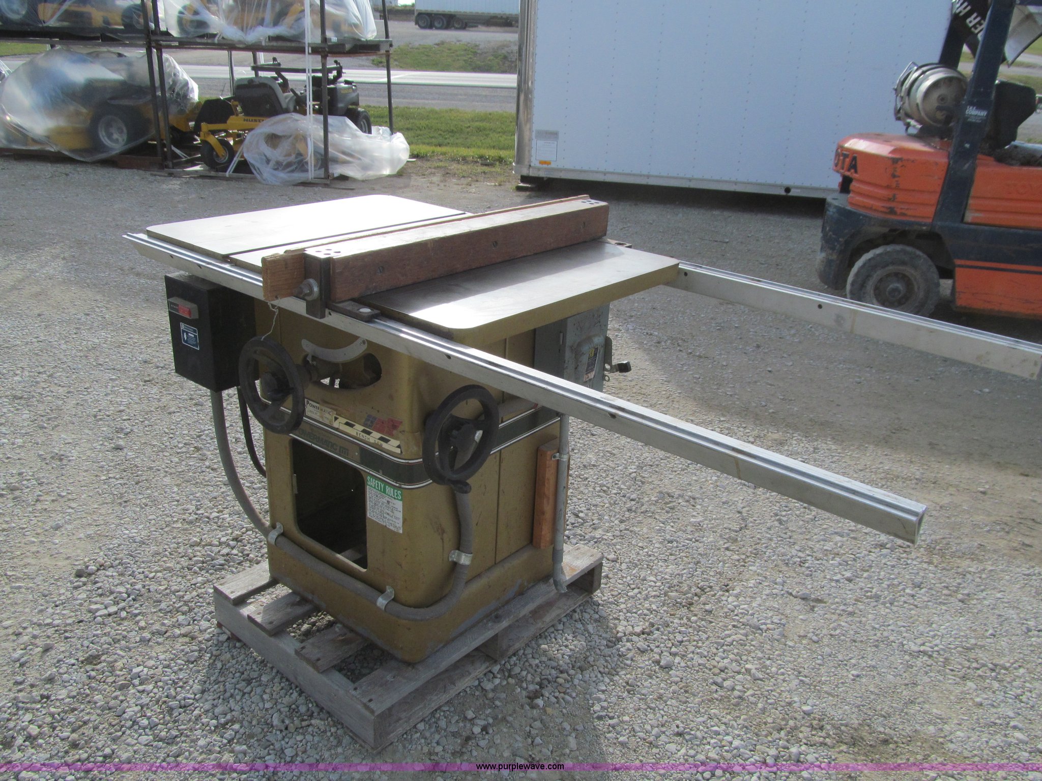 Powermatic 66 table saw in Mount Ayr, IA | Item L1963 sold | Purple Wave