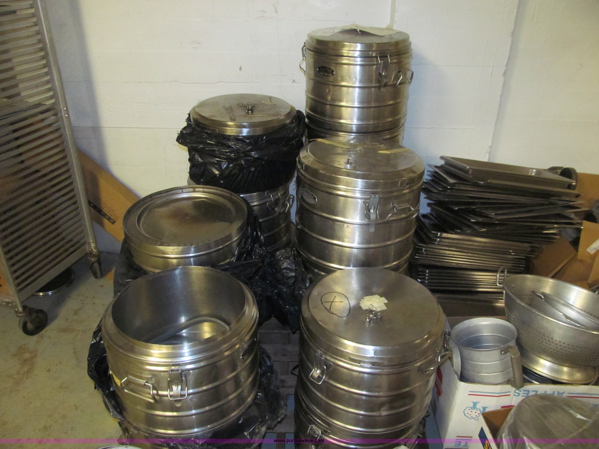 Approximately 14 stainless steel insulated vats in Des Moines, IA ...
