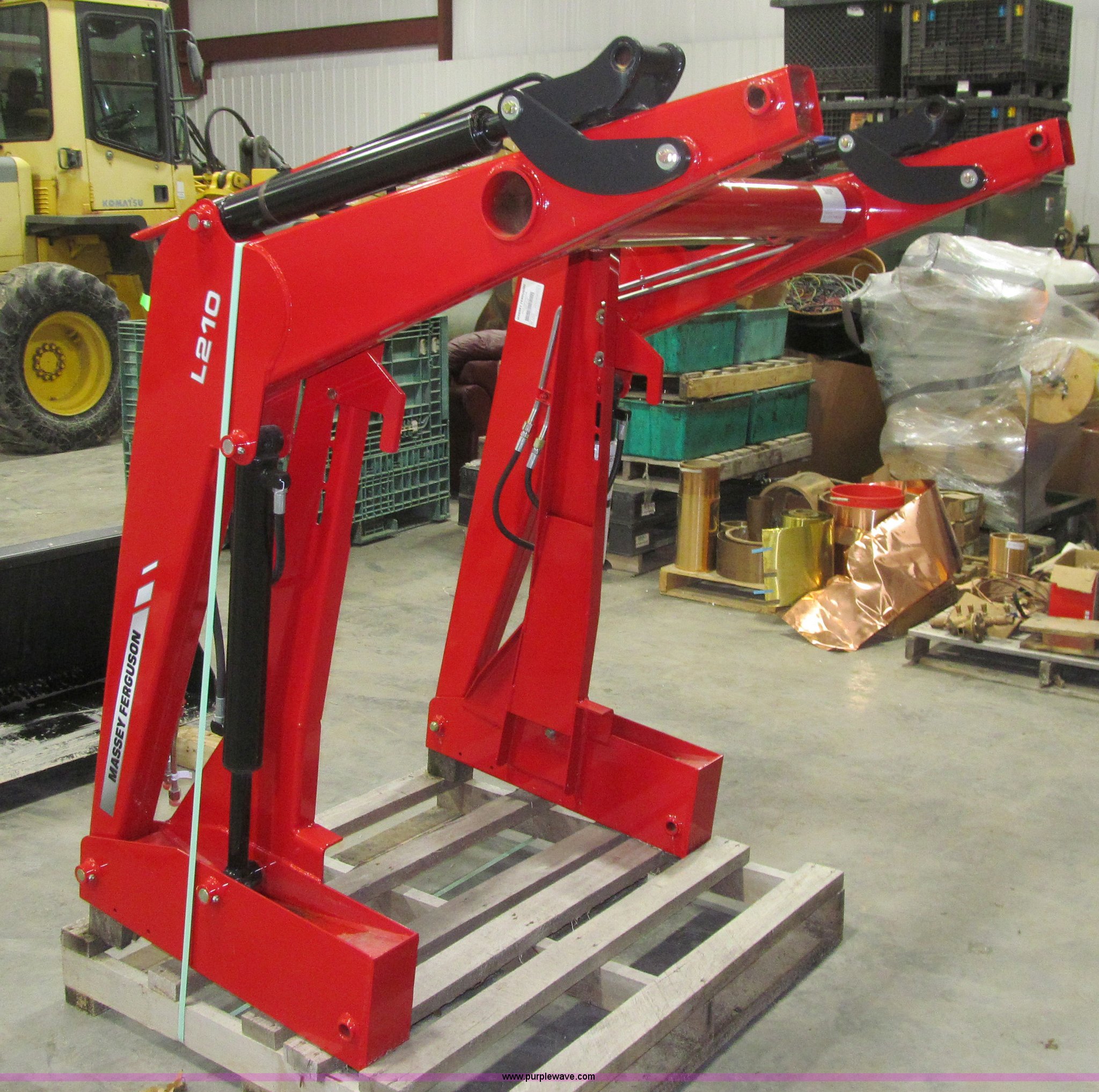 Massey-Ferguson L210 loader assembly in Dubuque, IA | Item E1492 sold ...